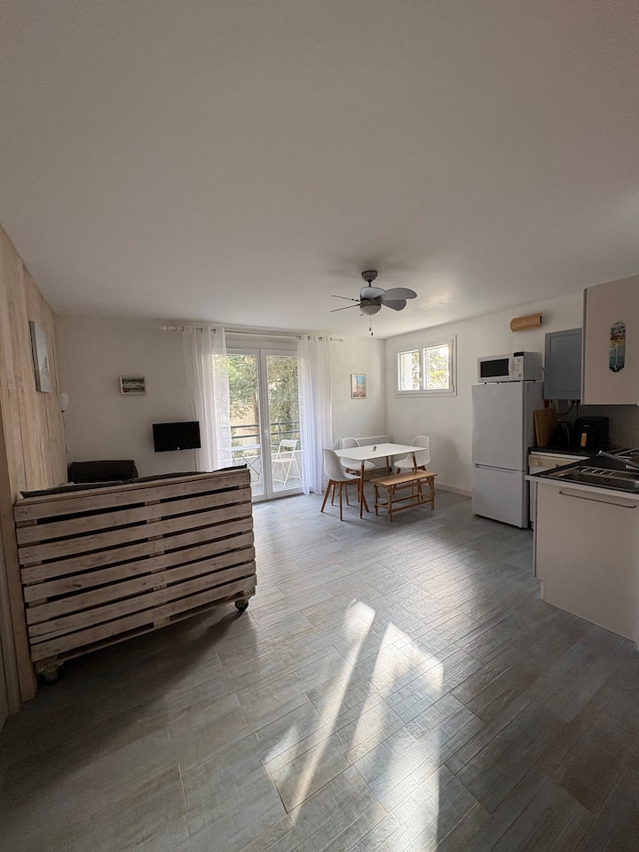 Appartement Cosy, Terrasse, Déco Plage, 5 Pers - Fitou