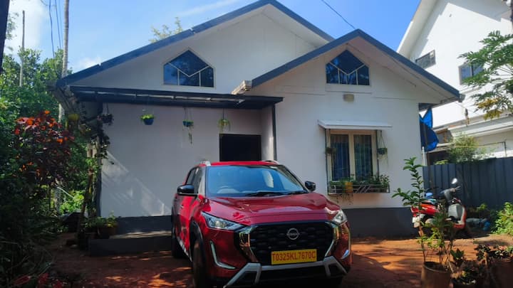 Escape The Noise 
Prosper In Peace.
Feel At Home. - Munnar