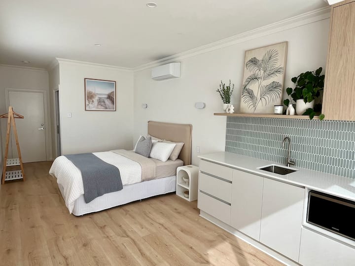 Beach Shack Studio - Bunbury