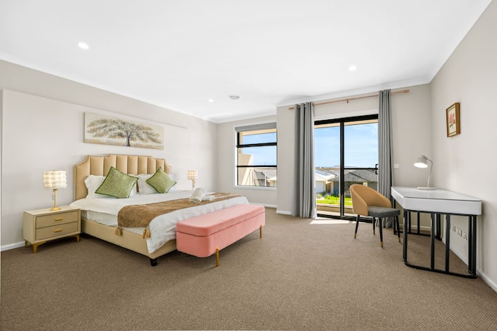 Luxury Spacious Family House Full Of Love & Unity! - Werribee