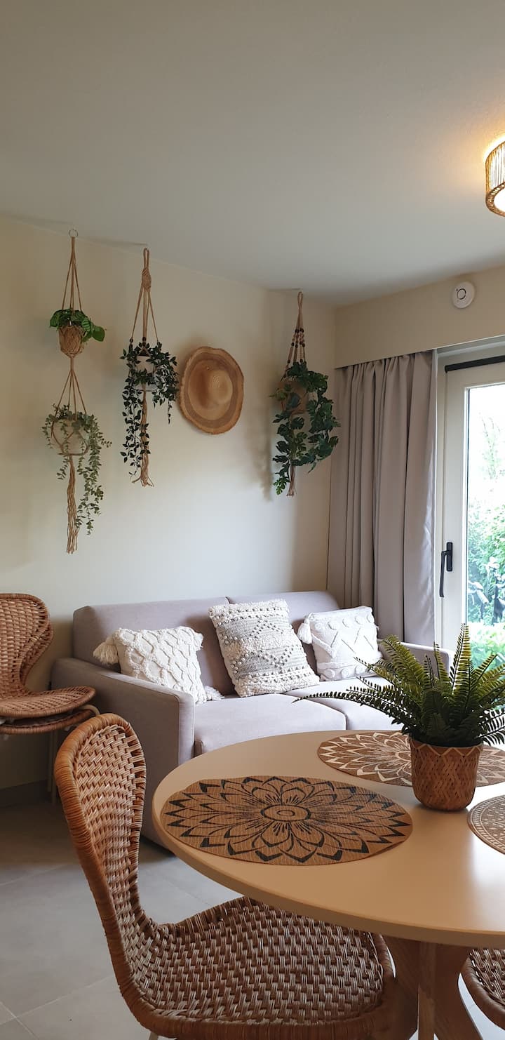 Sfeervolle Studio In Complex - Zwembad - Parking - Bredene