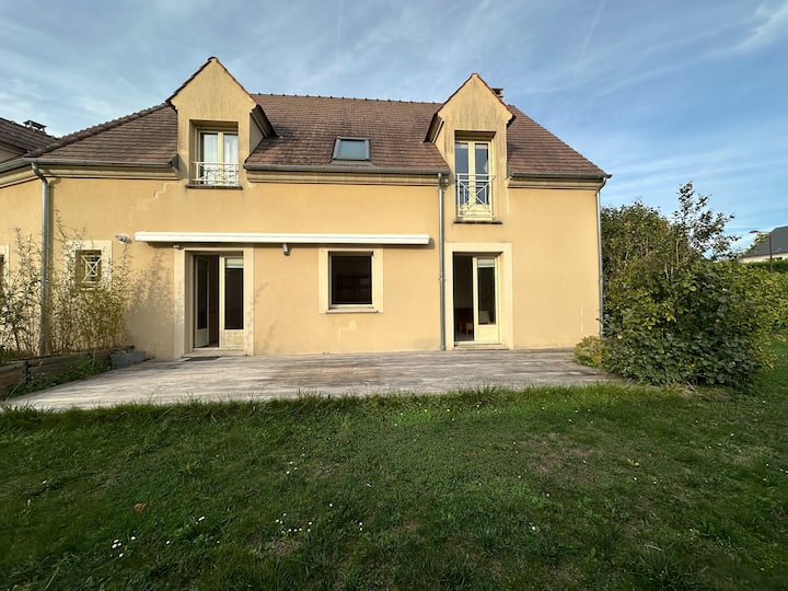 Maison Pour 4, Jardin, Parking · 45 Min De Paris - Maule