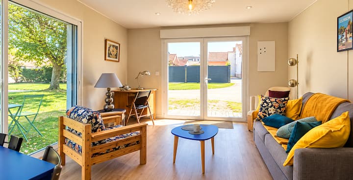 Cozy Studio · Clisson Train Station & Town Center · Wi-fi - Clisson
