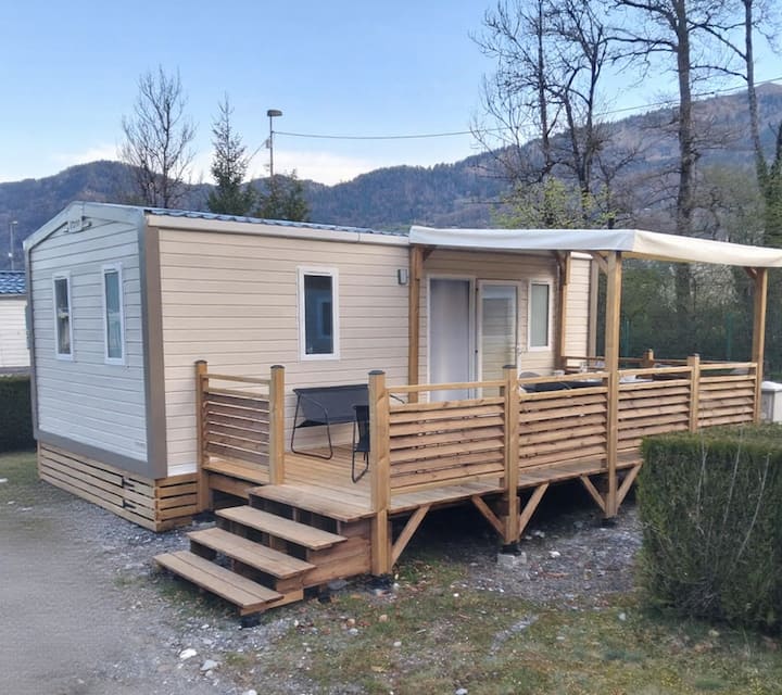 Mobil-home Neuf Climatisé 2 Chambres + Terrasse - Samoëns