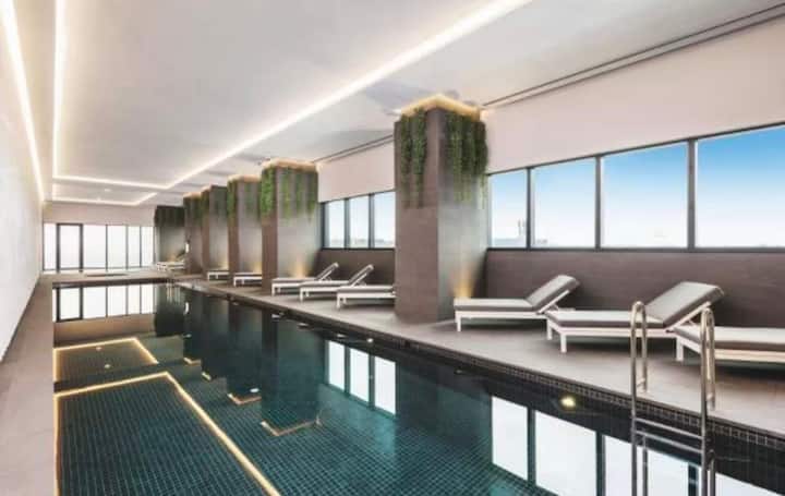 Heart Of Boxhill Central Sky View | Infinity Pool - Box Hill