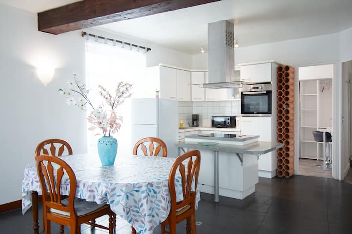 Le Lumineux | 3 Chambres & Proche Capucins - Brest