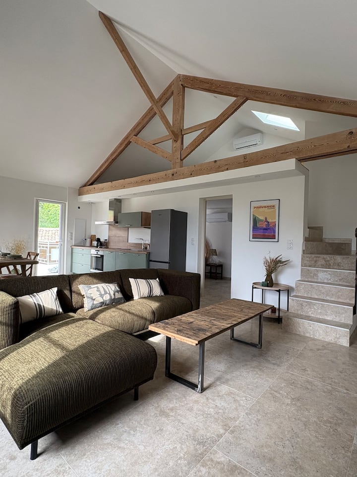 Chez Carmen – Vue Oliviers & Terrasse – Luberon - Lauris