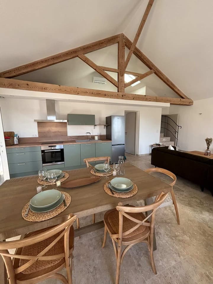 Appartement 70 M² Avec Terrasse Et Vue – Luberon - Cadenet