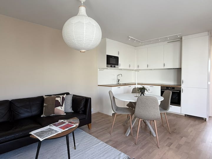 Stylish Apartment – Near Lake & Nature - Huddinge