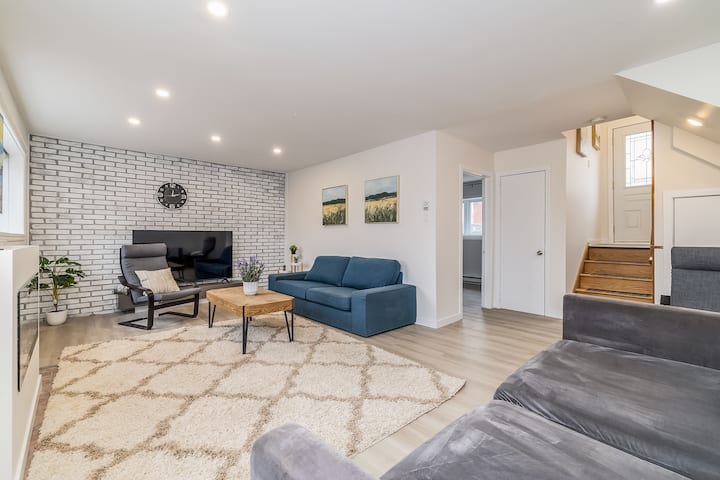 Cozy 4-bdrm Family Home On Quiet Street - Longueuil