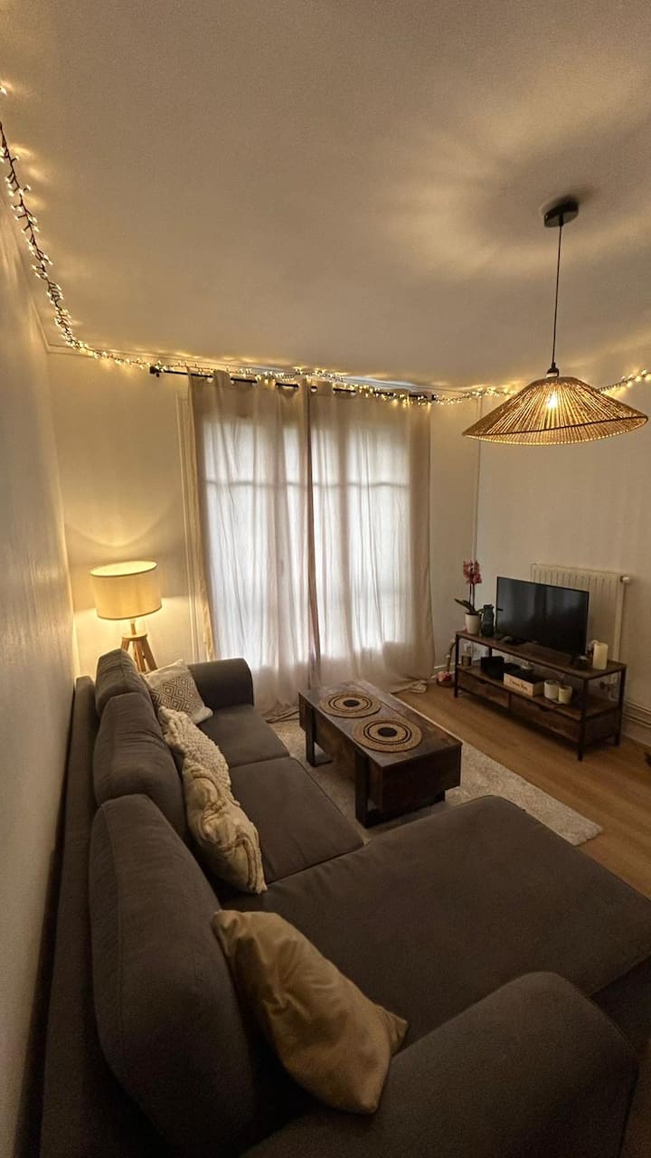 Logement Cosy, Proche De La Côte D'emeraude. - Saint-Lunaire