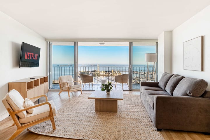 Oceanfront 24th Floor | Above Grand Prix - Long Beach, CA