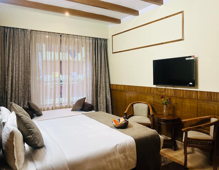 Room At The Nesting Home - Nainital