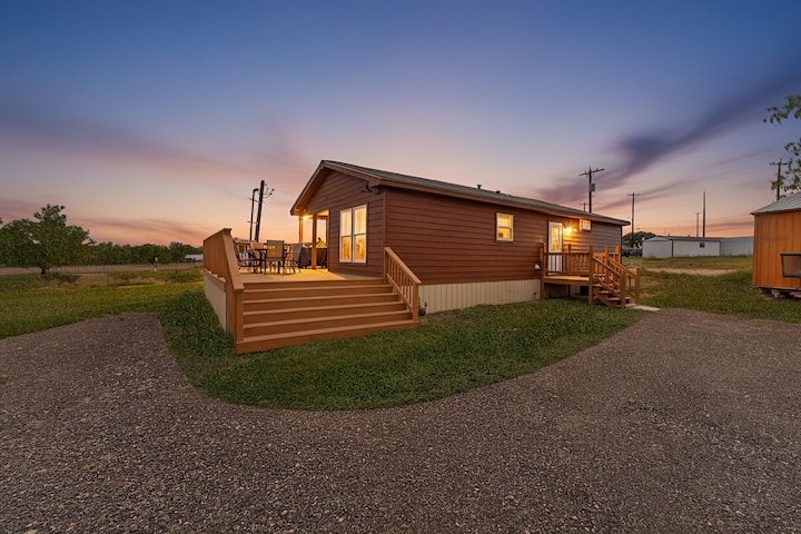 Barnhaus • Peaceful 3 Acre Private Ranch Escape - San Antonio, TX