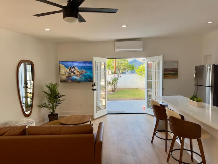 Peaceful Private Studio W/backyard Near Lax & Sofi - South Los Angeles - Los Angeles