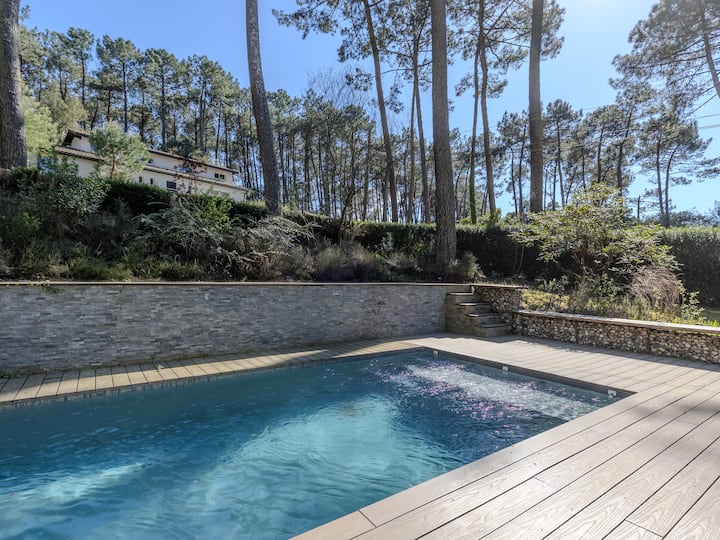 Maison Avec Piscine Privée - Tosse