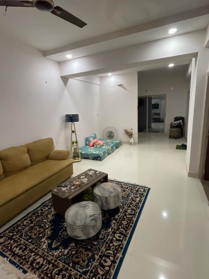 Spacious 1 Bhk , 2 Bed , 2 Bathroom .Firm Spot - Gwalior