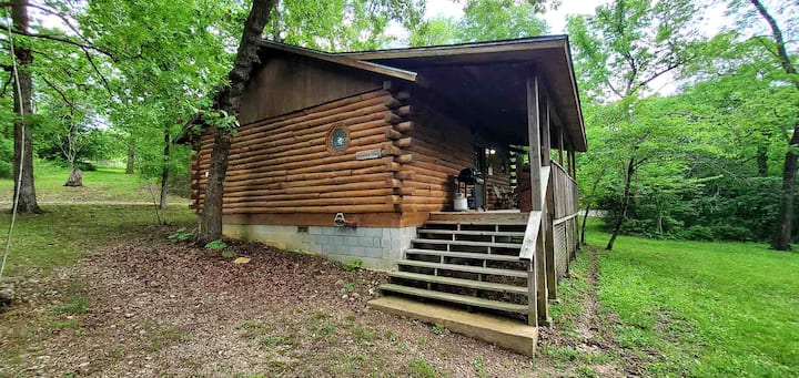 Tranquil Log Cabin #1 At Wisteria - Eagle Rock, MO
