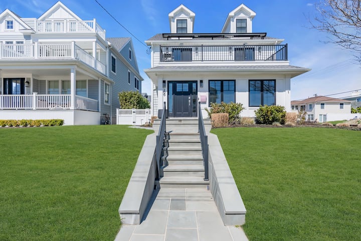 The Montgomery, Bradley Beach. One Block To Beach. - Belmar, NJ