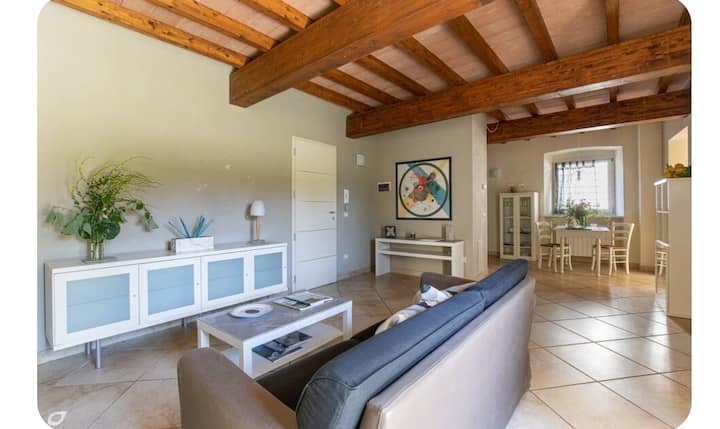 Elegante Appartamento Storico Tra Mare E Apuane - Massa