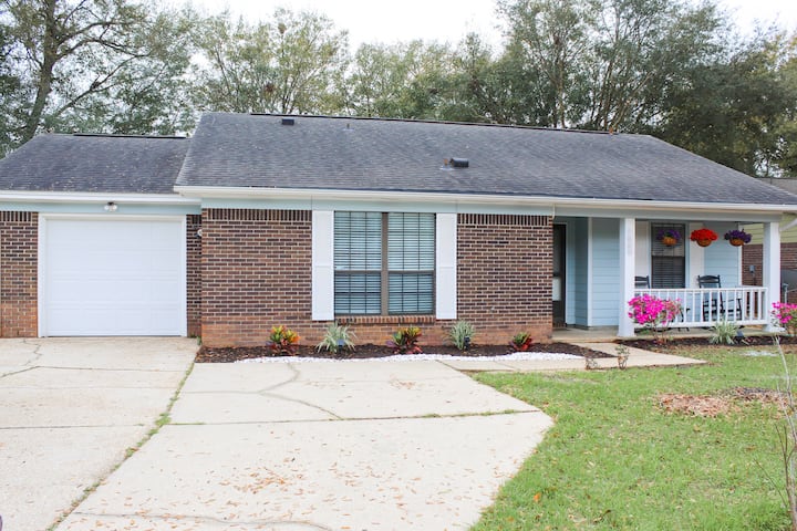 Pensacola | Near Nas | 15 To Dt | 22 To Beach - Pensacola, FL