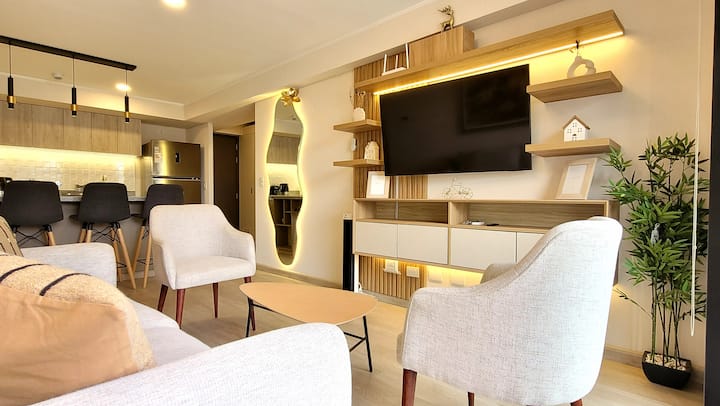 Departamento De Estreno En Av. Larco - 2br - Peru