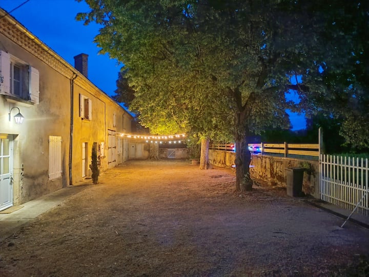 La Maison Des Vignes - Belleville, France