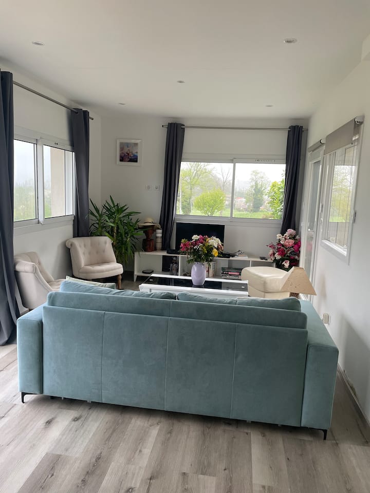 Appartement Confortable Et Reposant - Lac de Mondély