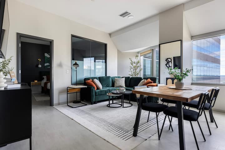 1br Dt W/rooftop Pool By Rrhof & Rocket Arena - Cleveland, OH