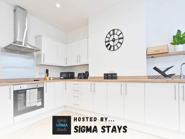 Alton House - By Sigma Stays - Crewe
