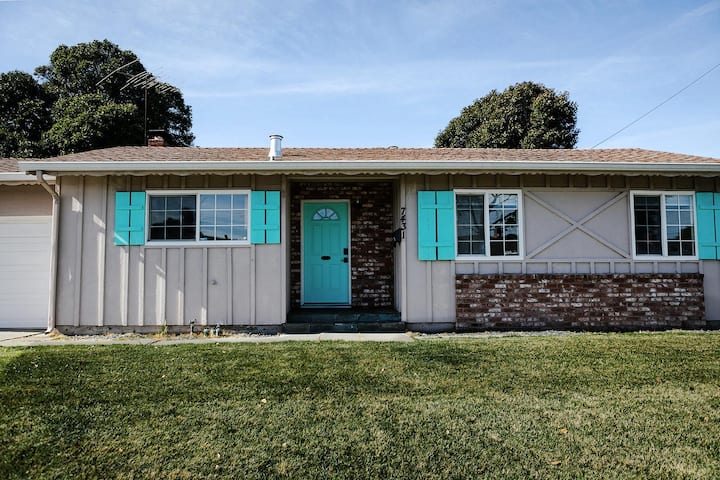 Bright Dublin Home | Huge Backyard | Work-friendly - San Ramón, CA
