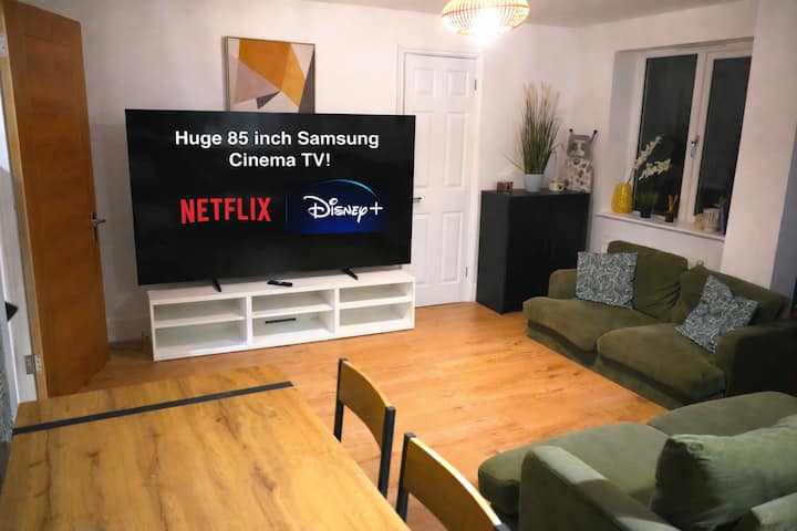 Central Canterbury 2 Bed Apt. Sleeps 5, 85" Tv Ss2 - Canterbury