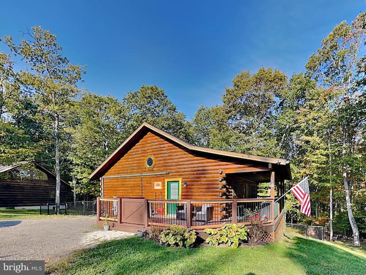 Dar's Deep Creek Timber Hideaway - Deep Creek Lake, MD
