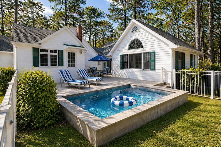 4 Blks To Beach! Coastal Cottage W/ Private Pool - Bethany Beach, DE