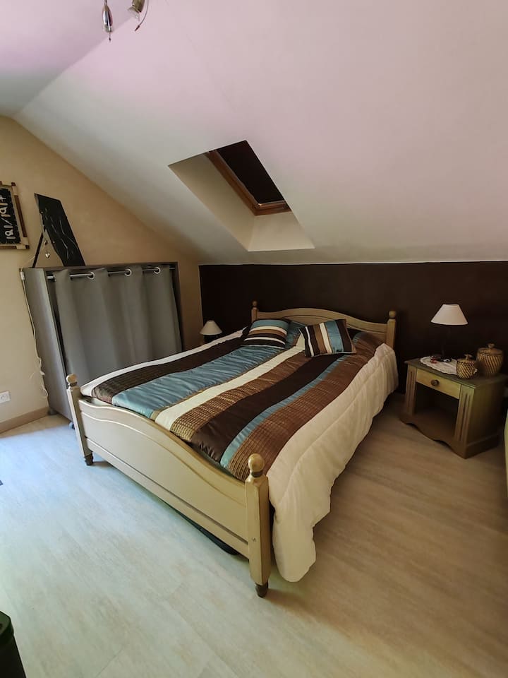 Chambre Indépendante Et Confortable Pour 2 Pers. - Amboise