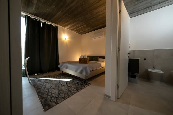 Camera Grey - La Maddalena
