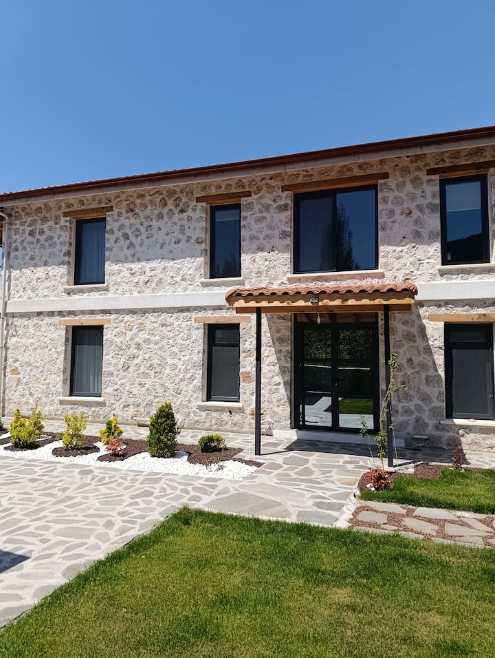 Sıcacık Atmosferiyle ŞıK Taş Apart Keyfi - Kalkan