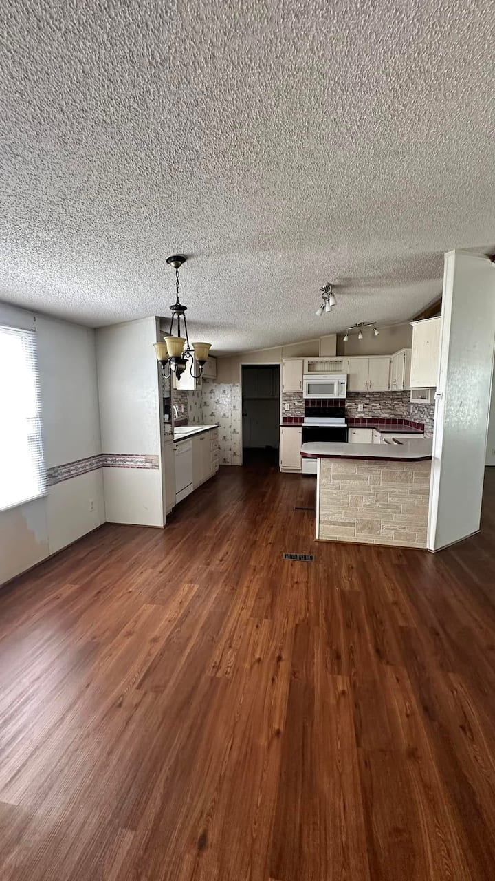 Mobile Home 10 Min From Two Step Inn 4 Parking Sp - Georgetown, TX