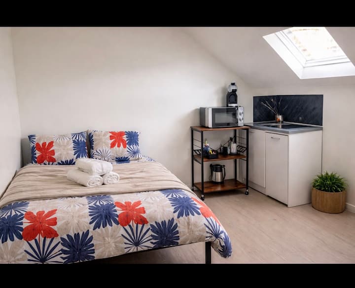 Studio Central Confortable-entièrement ÉQuipé - Villeneuve-Saint-Georges