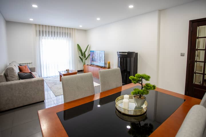 Matriz Inn Iii - Apartamento T3 No Centro De Fafe - Fafe