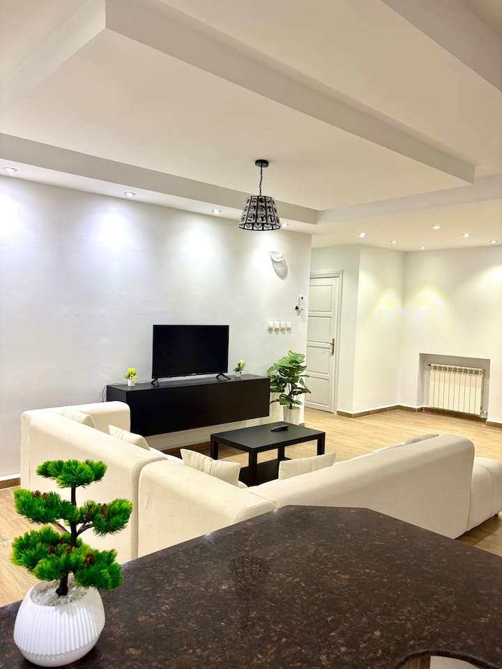 Duplex Spacieux Et Agréable - Algeria