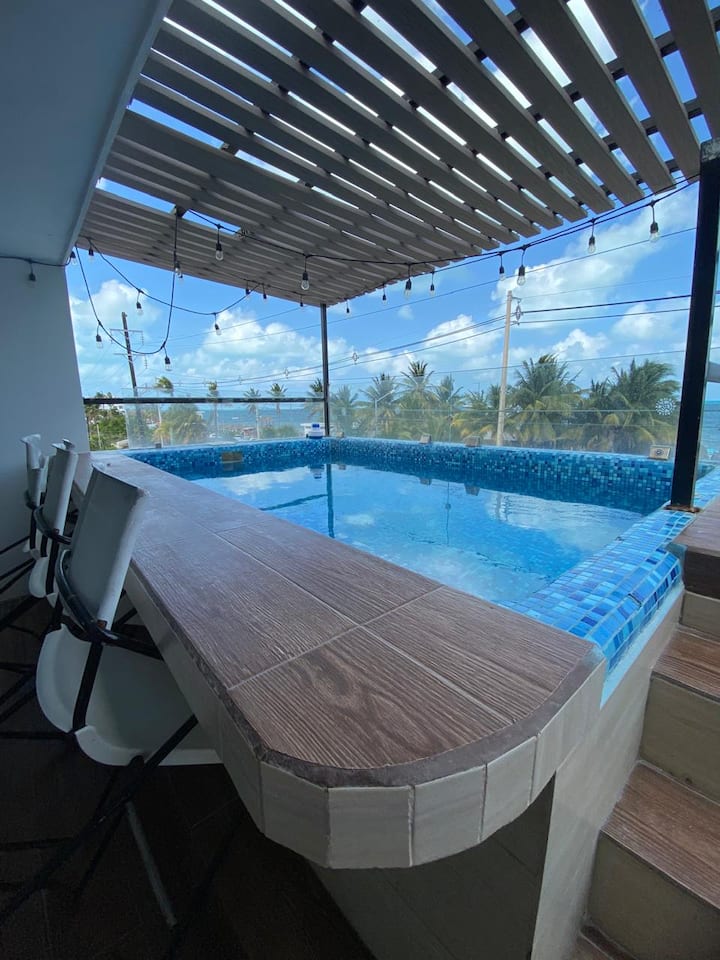 Casa Amplia Frente Al Mar Con Alberca Y Asador - Isla Mujeres