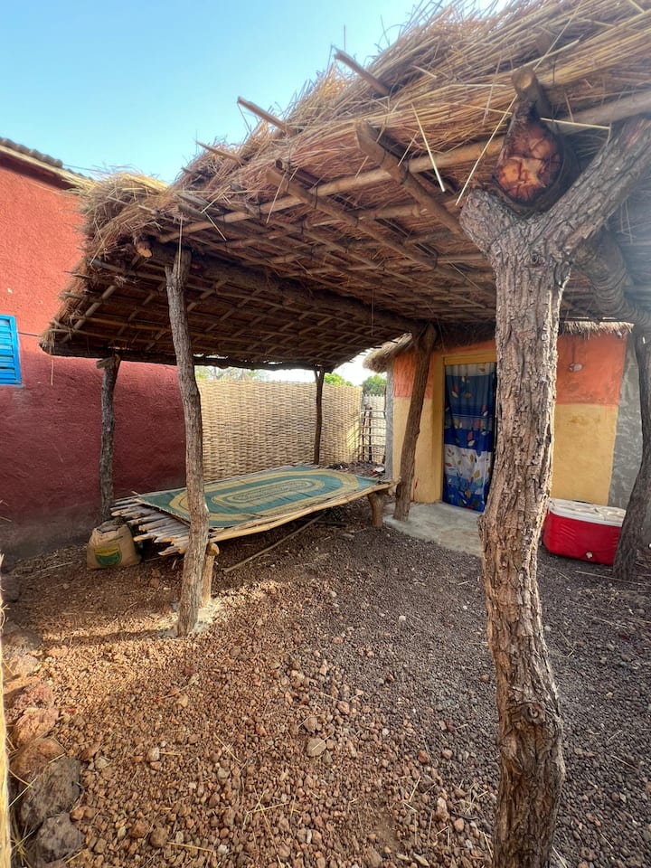 Case Traditionnelle + Guide Local - Sénégal