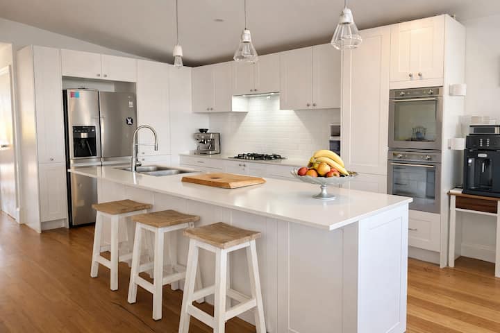 Perfect Family Escape Near Lake & Beaches - Morisset