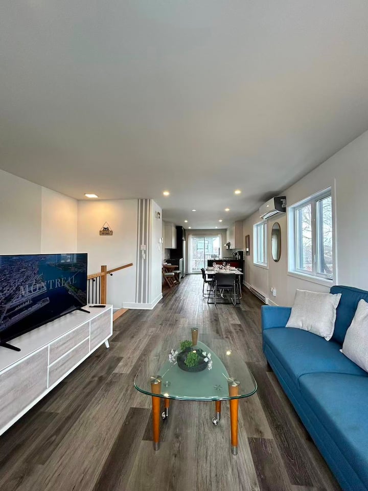 Bright & Cozy 3br Apt | Newly Reno’d | 2 Parking - Longueuil