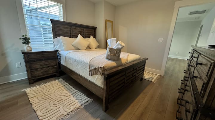 Relaxing Private Room - Feel At Home - Greer, SC