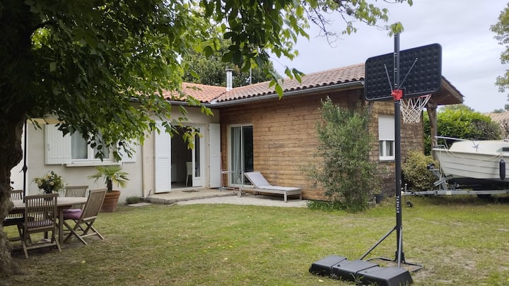 Chambre, Maison Calme, Parking Privé, Jardin. - Pessac
