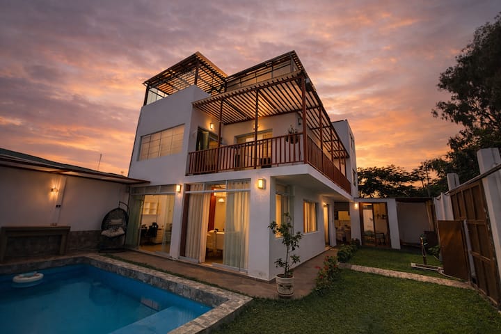 “Villa Iris | Casa Premium Con Piscina Privada” - Peru