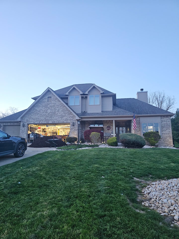 Colonial Retreat - Monroeville, PA