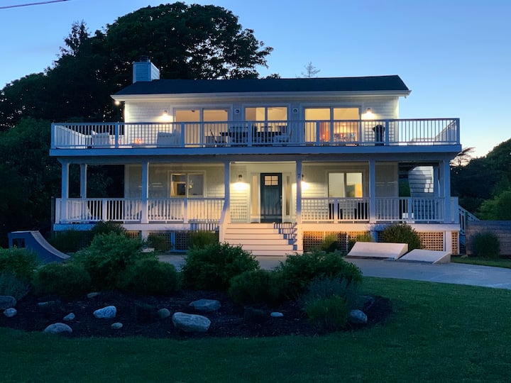 Montauk 4br Beach House Walk To Beach Sleeps 8 - Montauk